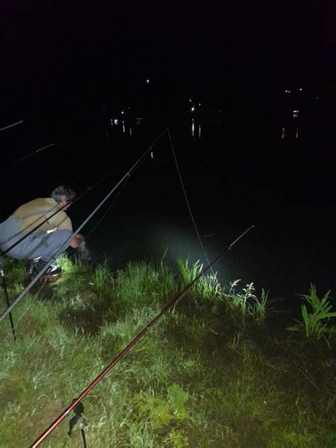 Среднощна акция Хванаха бракониери да ловят риба на язовир Дъбника въпреки забраната снимки