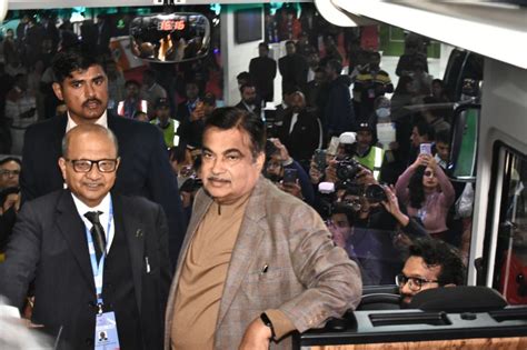 Mohit Kumar Gupta On Linkedin Honorable Sh Nitin Gadkari With Our Md
