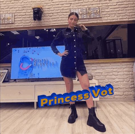 Alina GIF Alina Discover Share GIFs