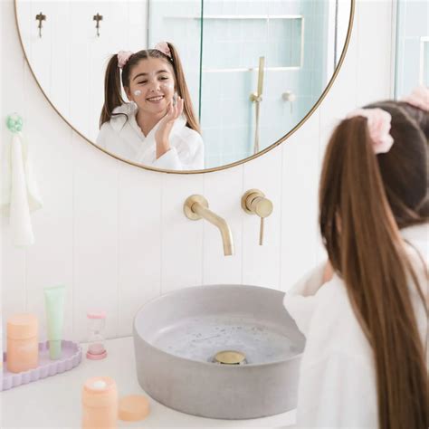 Spf50 Face Sunscreen Petite Skin Co