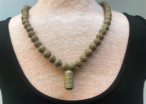 Yorbua Bumpy Brass Beads Strand