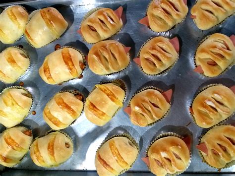 อี๊ดเบเกอรี่ ขนมปังไส้กรอกชีส ขนมปังไส้แฮม