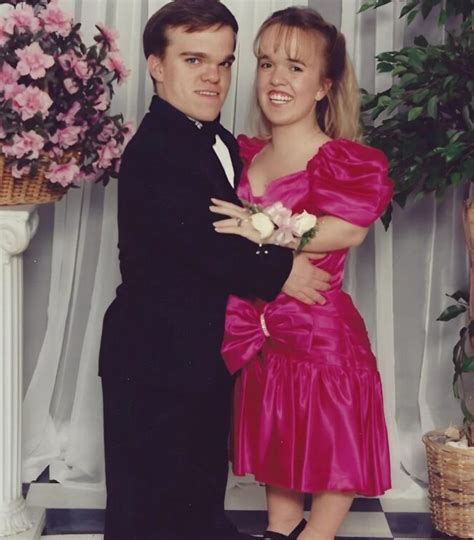 De Grootste Familie Van Kleine Mensen Ter Wereld Maak Kennis Met Het Echtpaar Met Dwerggroei En