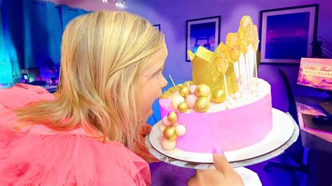 ВЕЧЕРИНКА НА ДЕНЬ РОЖДЕНИЯ СОФИИ ДРУЗЬЯ И ВЕСЕЛЬЕ НИКА ЛАЙФ Youtube