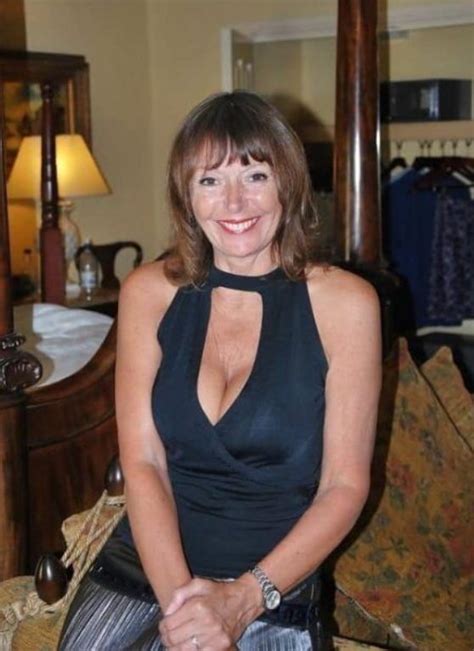 Jag Tog Min Väns Sida I Hennes Skilsmässa Och Sedan Fick Jag Reda På