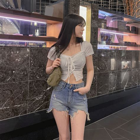 [골반넓어보이는 ] 몸매보정 A라인 썸머 데미지 숏 데님 팬츠 구제 하이웨스트 청 반바지 청바지 핫팬츠 봄 여름 연청 S M L 에이블리