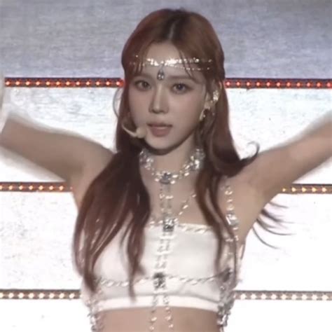 َ On Twitter Goddesses