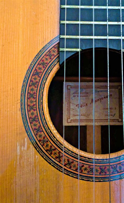1969 Felix Manzanero Requinto Guitar