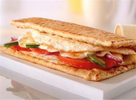 13 Best And Worst Fast Food Breakfast Sandwiches