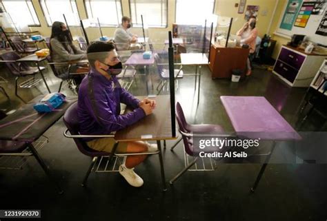 Plexiglass Shields Photos And Premium High Res Pictures Getty Images