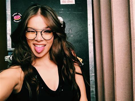 Top Celebs In Glasses Hailee Steinfeld DrunkenStepFather Com