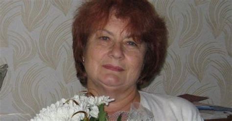 След 35 години брак съпругът ми ме напусна заради по млада жена Отначало бях много тъжна но