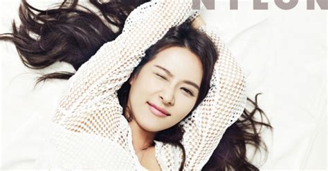 조여정 화보 섹시퀸→잠에서 깬 소녀 청순미 물씬