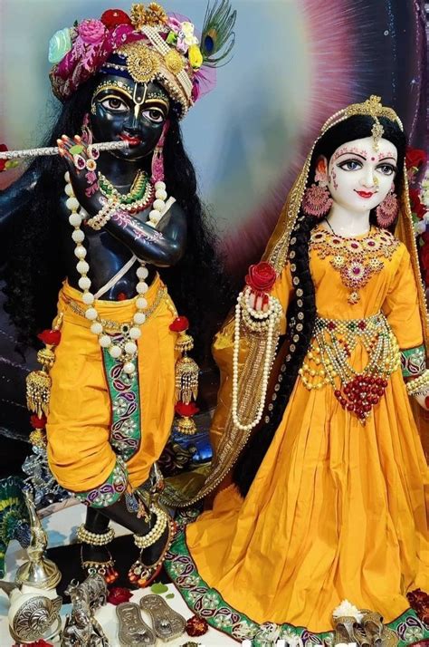 Pin By Radhe Radhe On Sri Radhe Krishna Cute Krishna Radhe Krishna