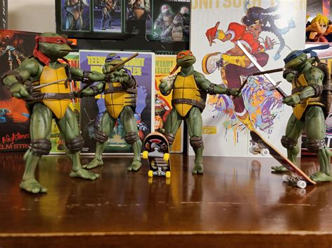 Mikey And Donnie Try To Cut The Tension Between Ralph And Leo Rnecatmnt