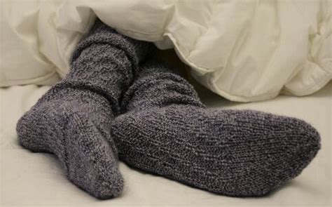 Is It Healthy Wearing Socks In Bed