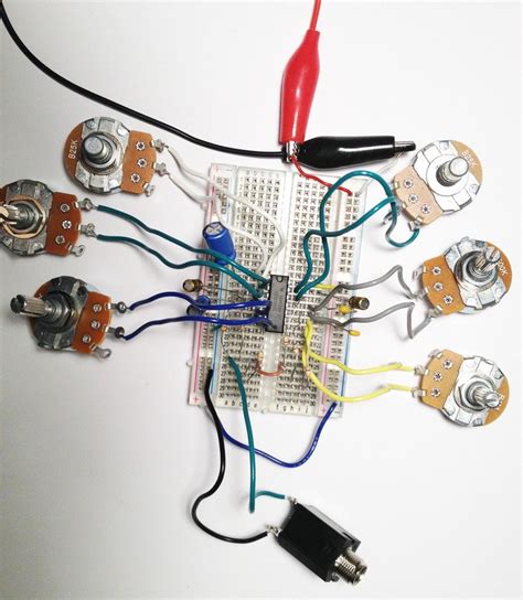 Pin By Greg M On Diy Synth Synthesizer Diy Schmitt Trigger Sound Machine