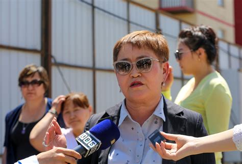 Ашиглалтын шаардлага хангахгүй долоон орон сууцыг буулгаж шинээр барина