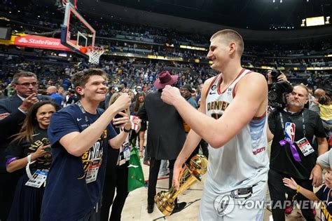41순위 신인 챔프전 Mvp로…덴버 첫 우승 이끈 조커 요키치 연합뉴스