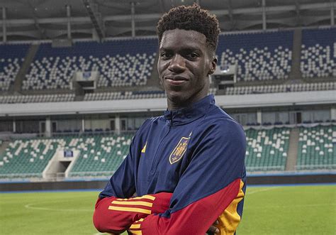 Assane Lo Daría Todo Por Jugar La Champions Con El Betis