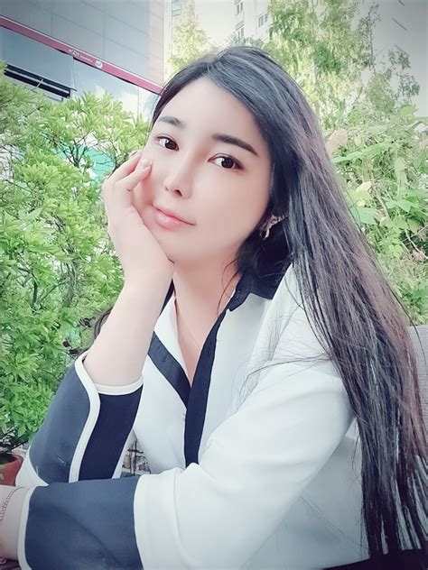 잠실 트랜스젠더 쉬멜 백장미 on Tumblr