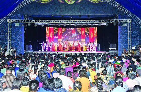 မာရဝိဇယဗုဒ္ဓရုပ်ပွားတော်မြတ်ကြီး တန်ဆောင်တိုင်ဈေးရောင်းပွဲတော် ဖိုးချစ်ဇာတ်ပွဲသဘင်နှင့် နိုင်ငံက