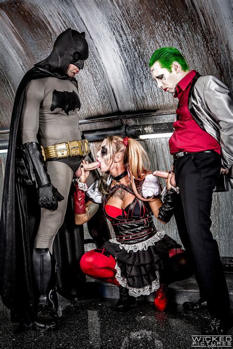 Pornstar Kleio Valentien Sucking Off Batman And The Riddler At Same
