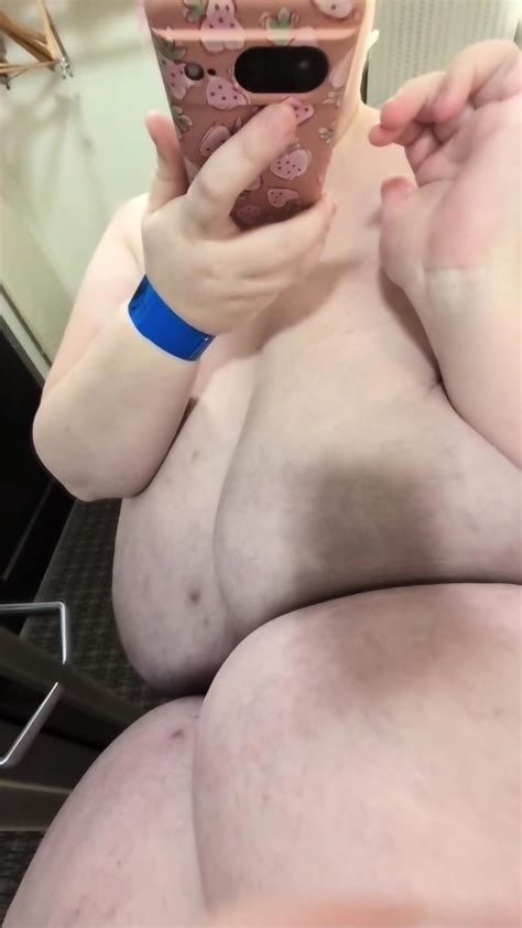 Thotterpopp Giant Boobs Queen Naked