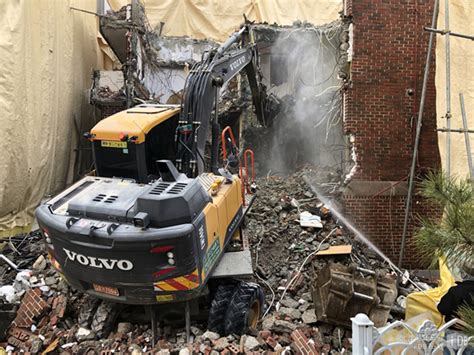 [생활의 발견] 오래된 건물 철거 이렇게 합니다 산업정보포털 I Db