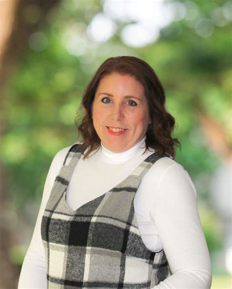 Jacqueline Haacker Lsw Emdr Trained Bridgeview Consulting