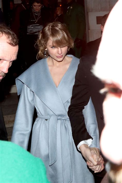 Taylor Swift Hot Cleavage Hot Celebs Home