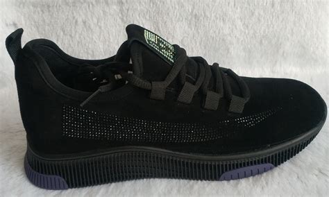 Кроссовки Женские Lonza — Купить Недорого на Bigl.ua (1565503697)