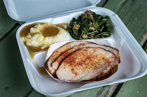 From BBQ to buffets: Six popular Columbus eateries open on Thanksgiving ...