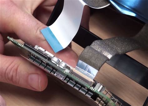 Bose SoundDock Series II Internals DSP Board Internal Connectors What S Inside