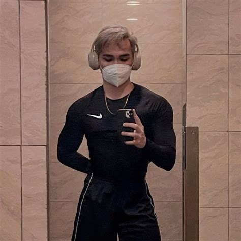 Isidro (@_____isidro) • Threads, Say more