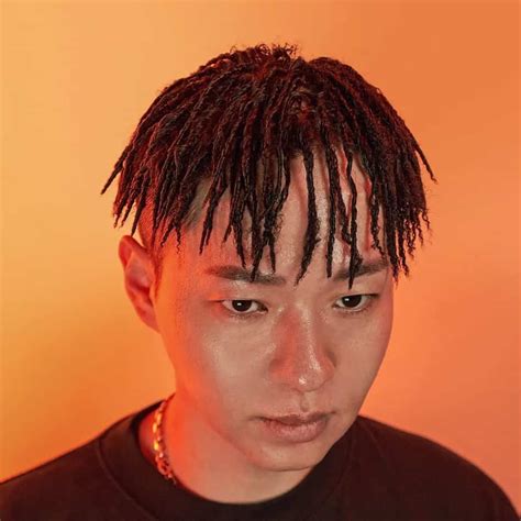 20 Stunning Hairstyles With Thin Dreads