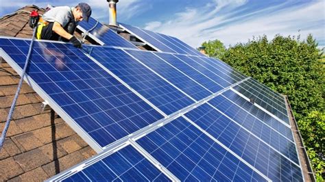 govt reduces solar net metering buyback rate to rs10 per unit