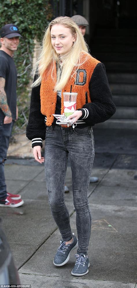 Sophie Turner Shows Off Her Super Slim Legs In Jeans In La Daily Mail