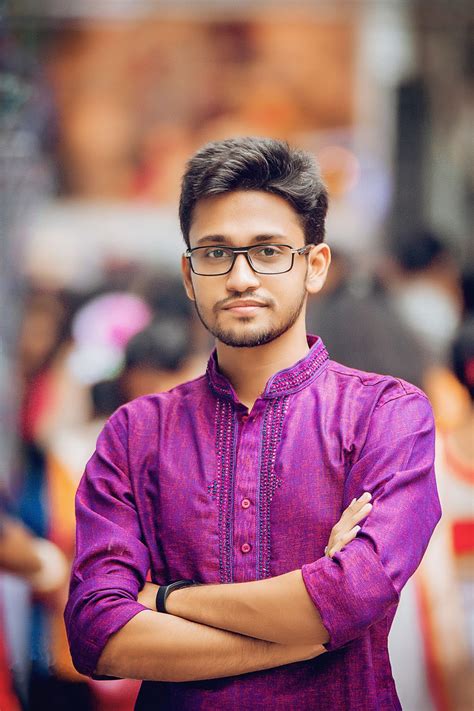 Joy Saha Interview Ten Moir Gallery