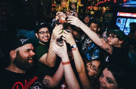 Central Track Dallas Online Alternative