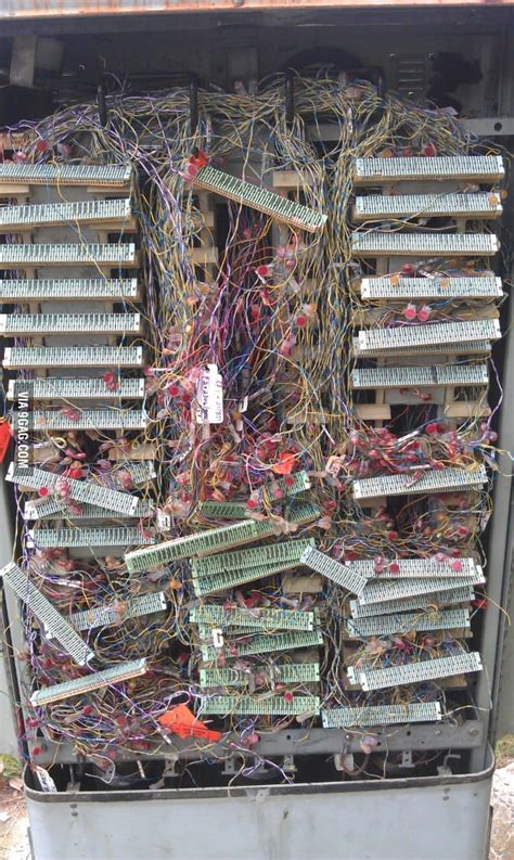 What If There S A Problem In One Of The Wires 9GAG