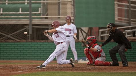 Baseball Takes Twinbill From Broncos To Clinch Ccaa Series Chico State Athletics