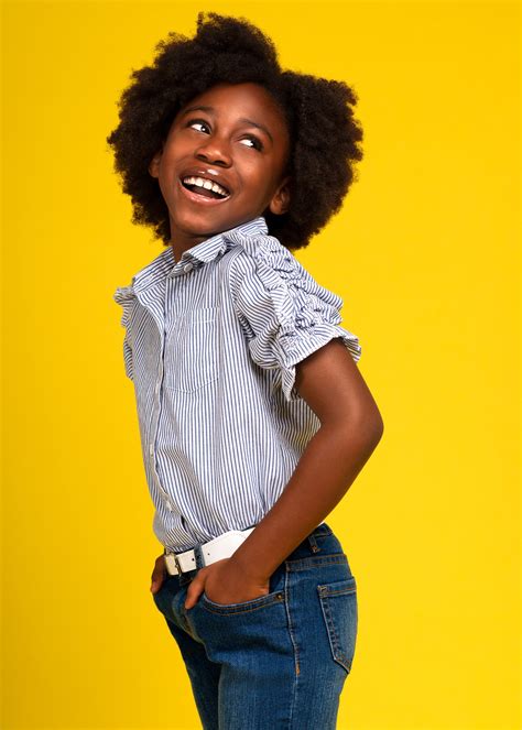 Tween Portraits Pose Pgh