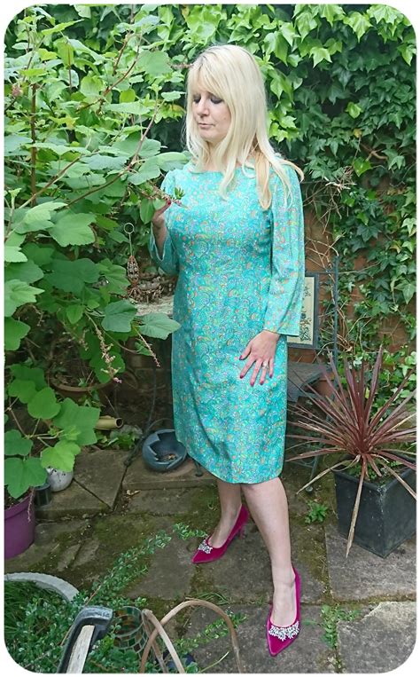S Original True Vintage Dress In Excellent Condition Beautiful Pattern And Style Etsy