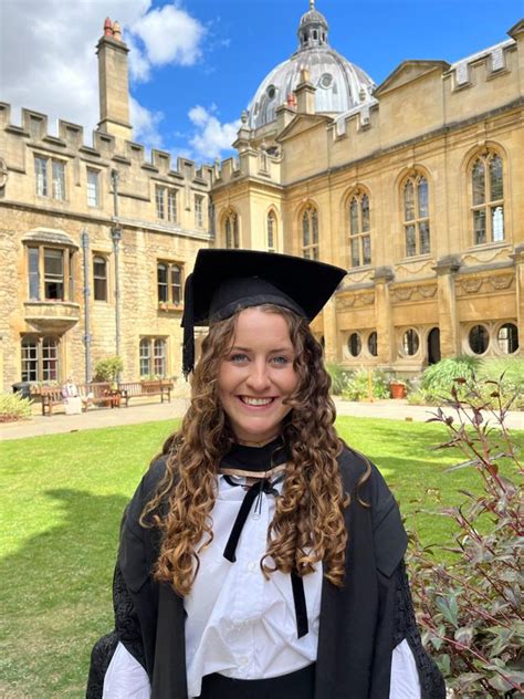 Tilly Morgan On Linkedin I Am Pleased To Say That I Have Recently Graduated From The University