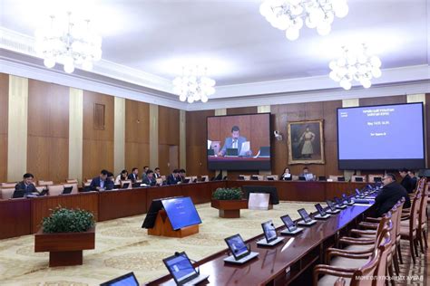 Parliamentmn Төрийн байгуулалтын байнгын хороо дөрвөн Facebook