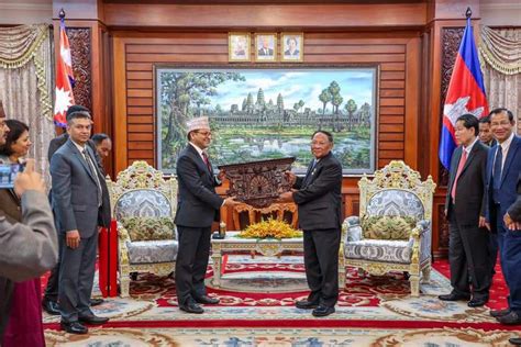 សម្តេចអគ្គមហាពញាចក្រី ហេង សំរិន ជួបពិភាក្សាទ្វេភាគីជាមួយប្រធានរដ្ឋសភានេប៉ាល់ សារព័ត៌មាន នគរវត្ត