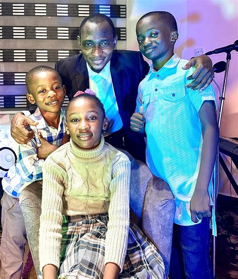 Debbyshine Okaywaves Download Mp3