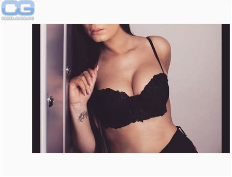 Janine Pink Nude Pictures Onlyfans Leaks Playboy Photos Sex Scene Uncensored