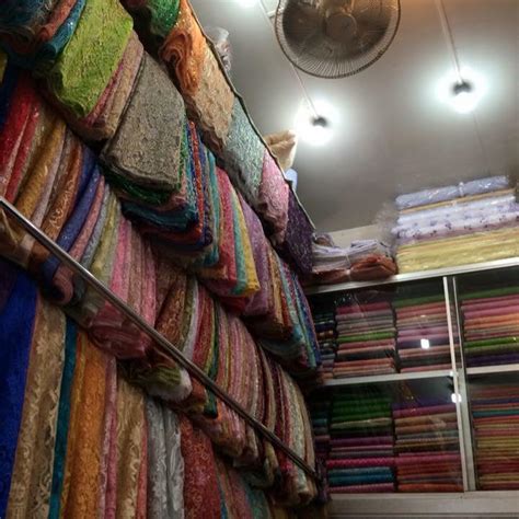 មុីមុី លក់ក្រណាត់ប៉ាក់ ហូល ផាមួងខ្មែរ សារុងសូត្រសុទ្ធ បោះដុំនឹងលក់រាយ Phnom Penh